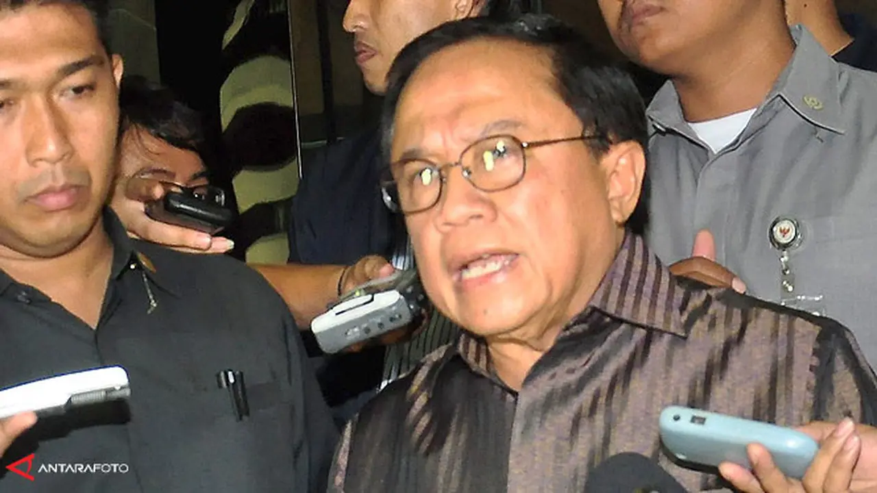 Dipo Alam Laporkan 3 Kementerian Atas Arahan SBY - News Liputan6.com