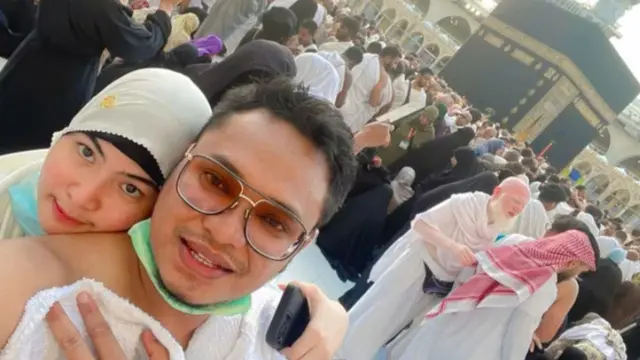 Shyalimar Malik Ajak Suami Umrah Sekaligus Bulan Madu, Wujudkan Impiannya Sejak Lama - ShowBiz ...