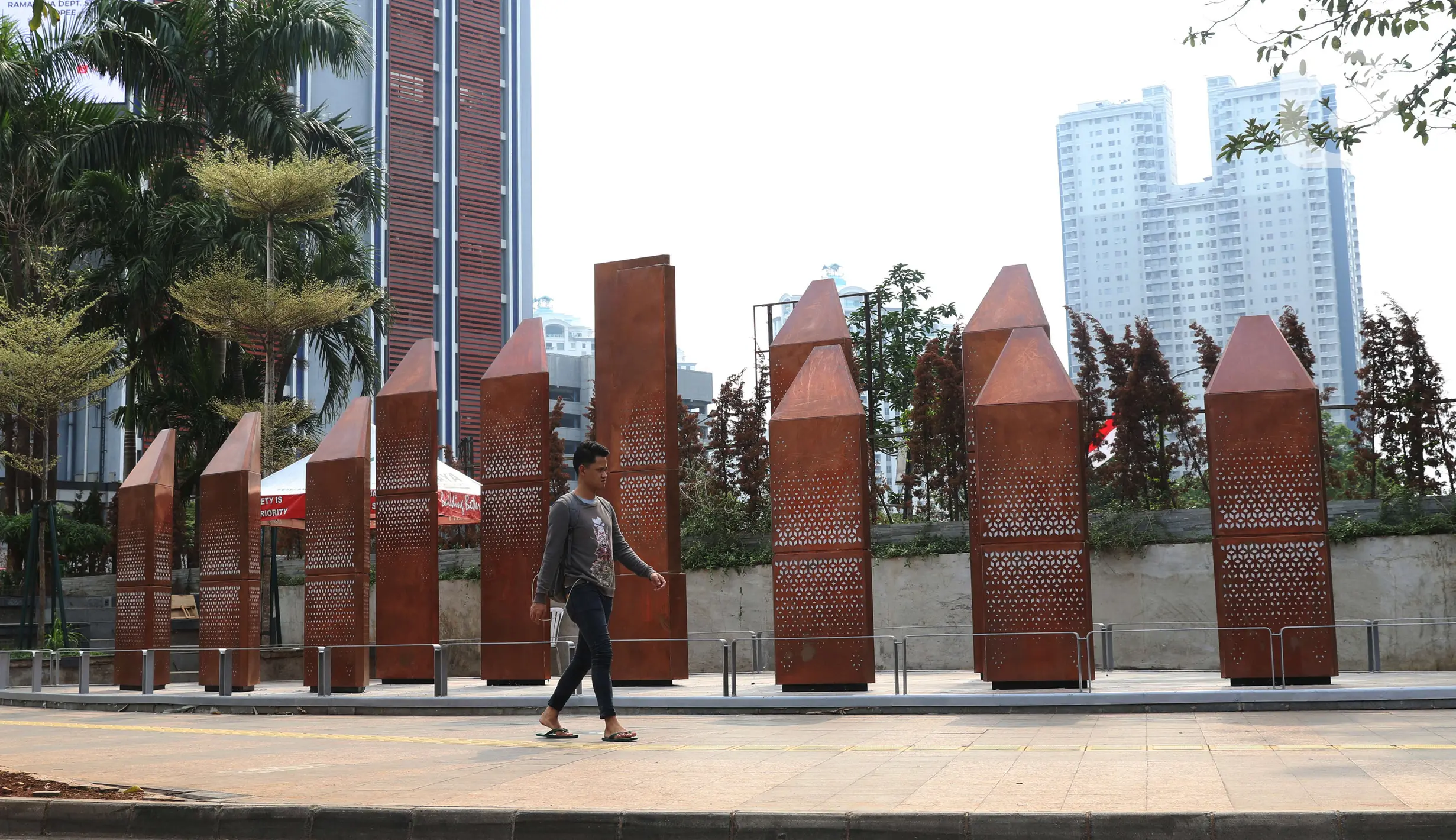 FOTO: Instalasi Ruang Publik di DKI Jakarta - Foto Liputan6.com