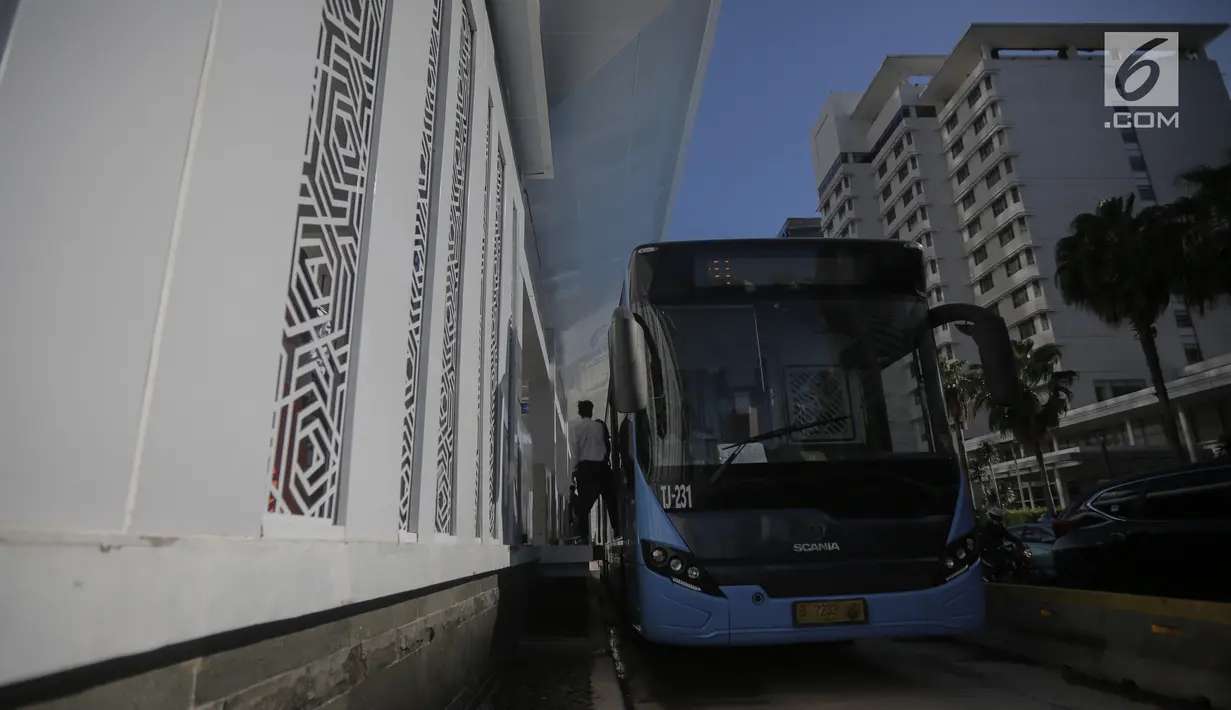 FOTO: Wajah Baru Halte Transjakarta Bundaran HI yang Kembali Beroperasi ...