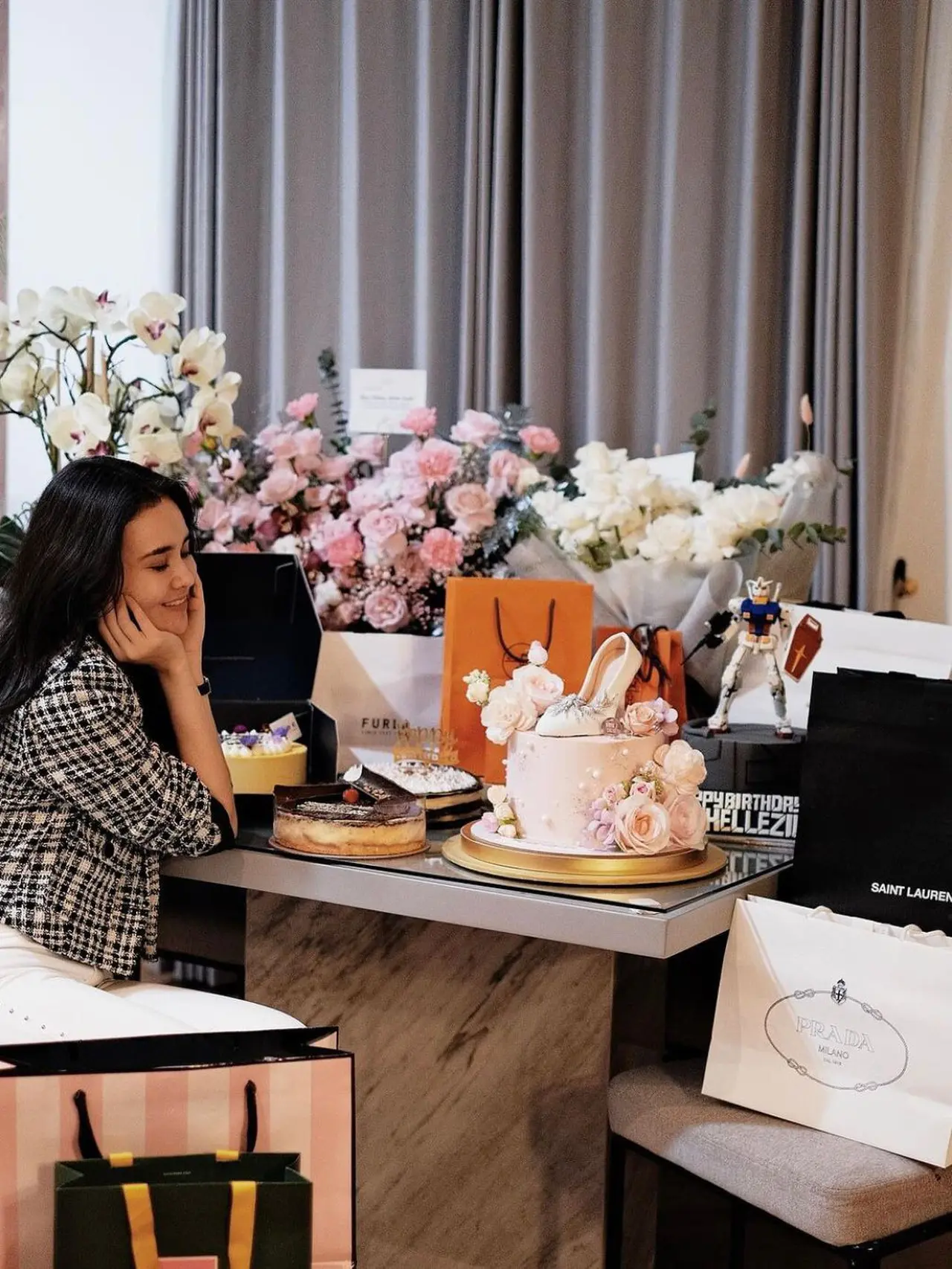 Foto-foto Perayaan Ulang Tahun Michelle Ziudith yang ke-29, Dapat ...