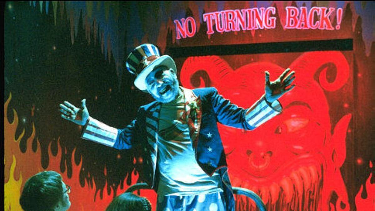 5 Horror Movies About Circus to Feel The Terror Under Tent