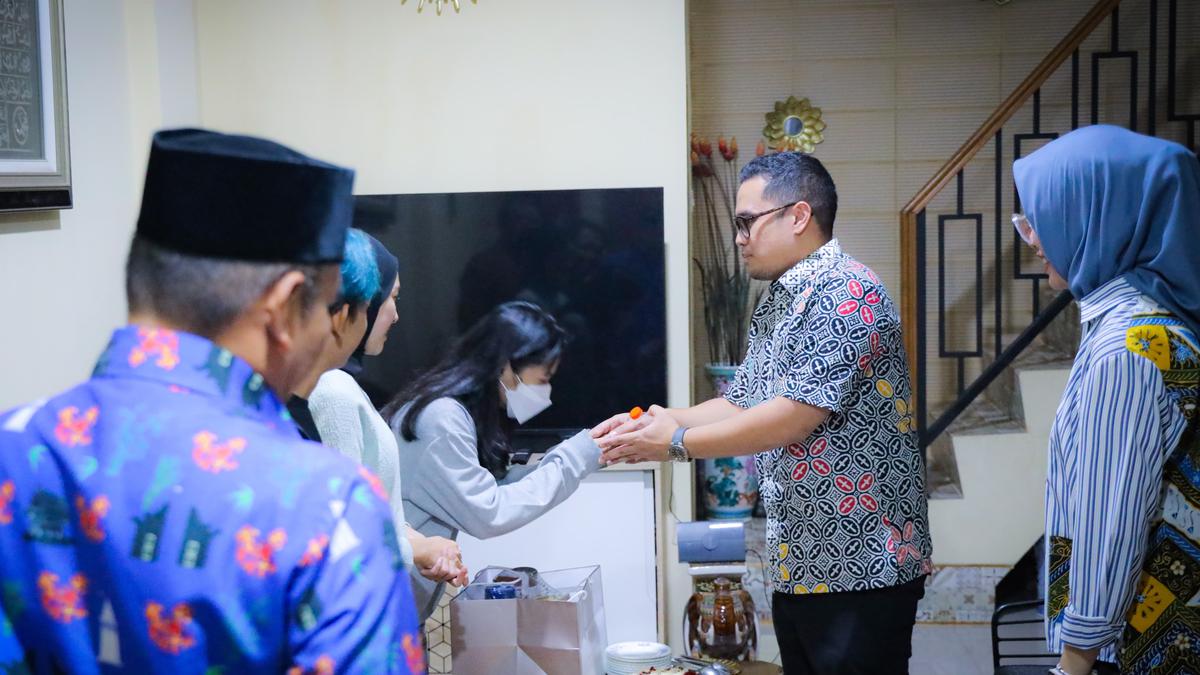 Beri Dukungan Moral, Pilar Saga Kunjungi Siswi SMK Waskito yang Jadi ...