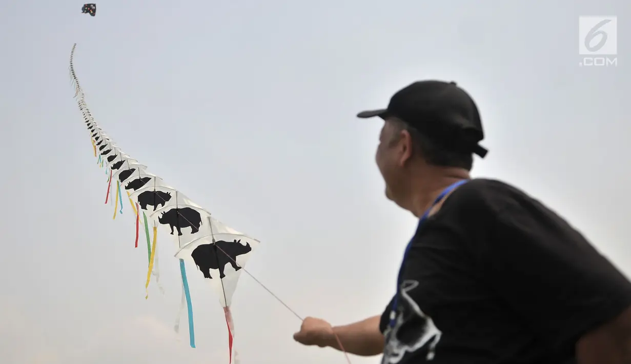 FOTO: Mengunjungi Pameran Layang-Layang Ramayana di Monas - Foto ...