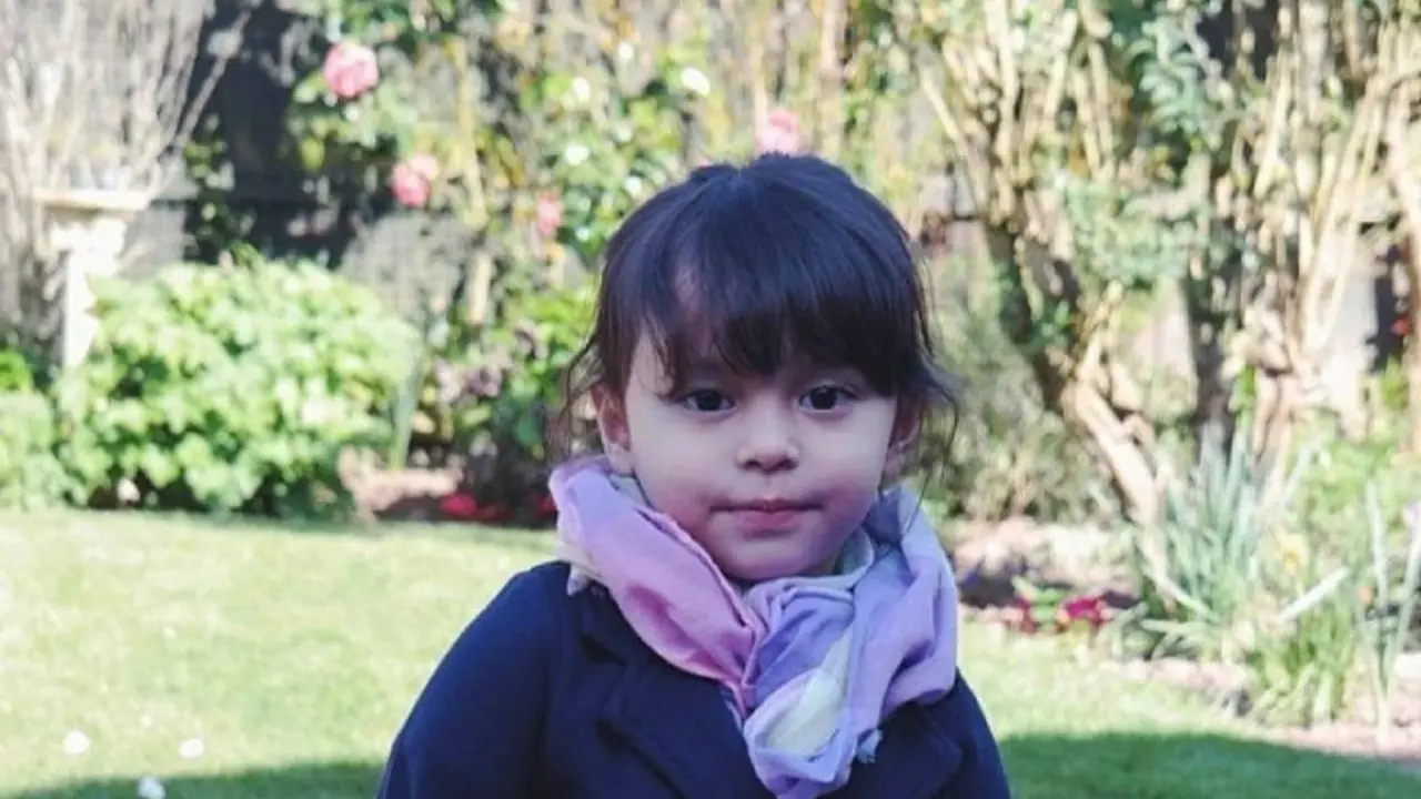 Potret Chelsea Pearce, Adik Cantik Pevita Pearce yang Tengah Beranjak ...