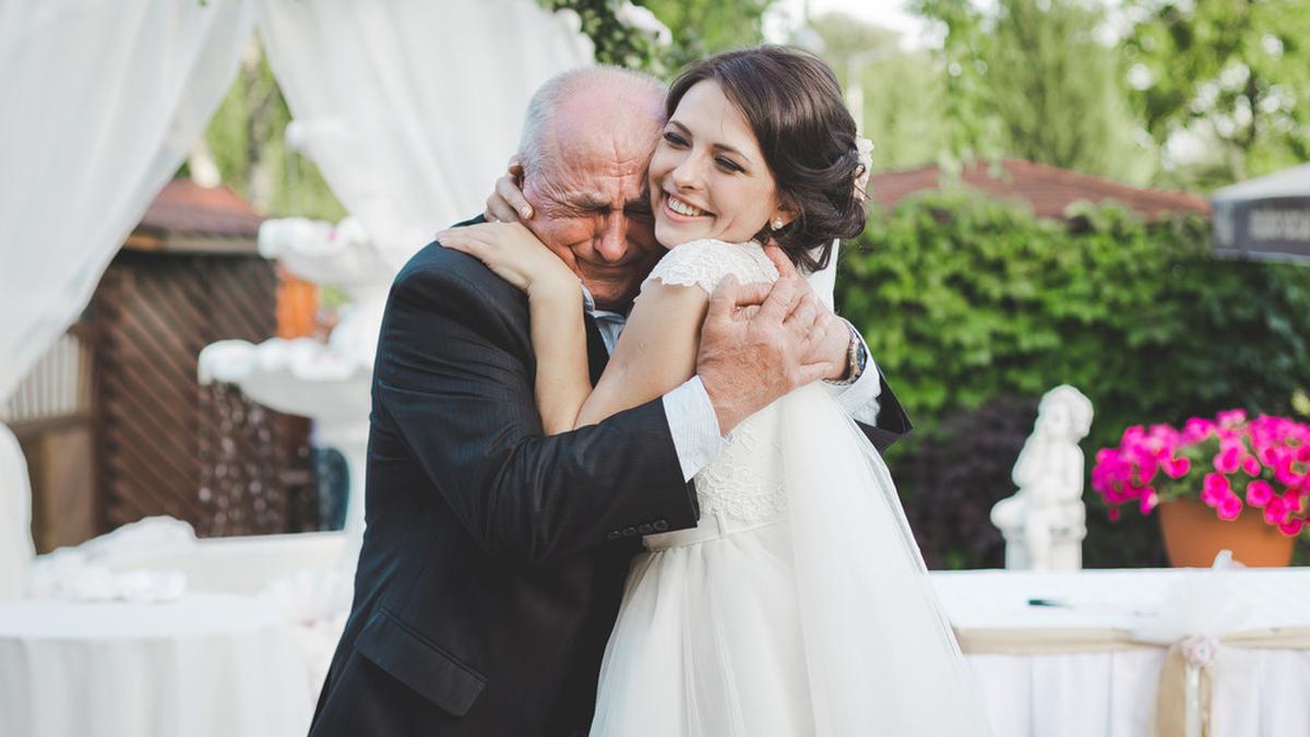 7 Tanda rasa sayang pada ayah membuatmu jadi perempuan unggulan ...