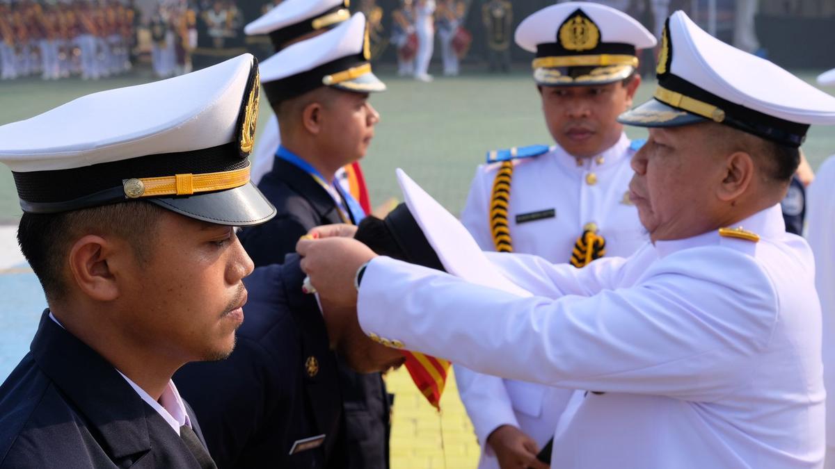 Kepala BPSDMP Subagiyo Ajak Lulusan Poltekpel Banten Jadi Agen Perubahan