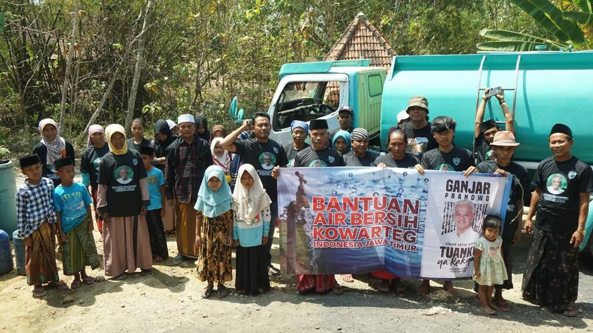 Relawan Ganjar Bantu Penuhi Kebutuhan Air Bersih Warga - News Liputan6.com