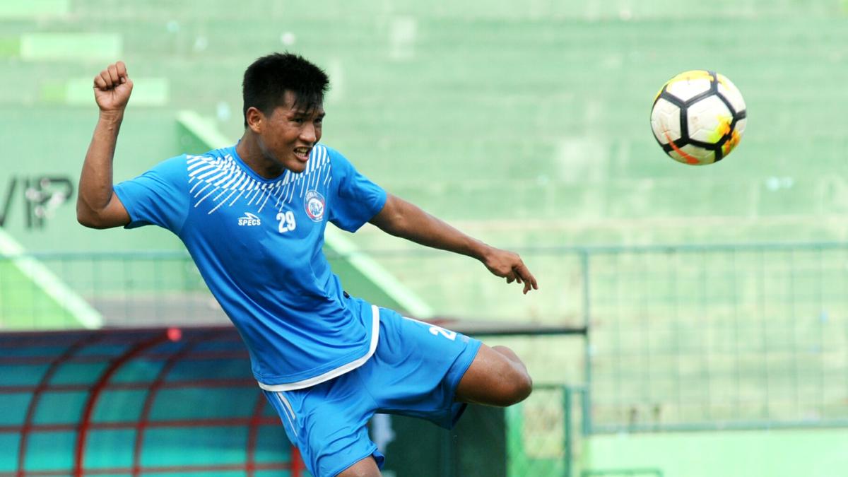 Ini Nomor Punggung Pemain Baru Arema - Indonesia Bola.com