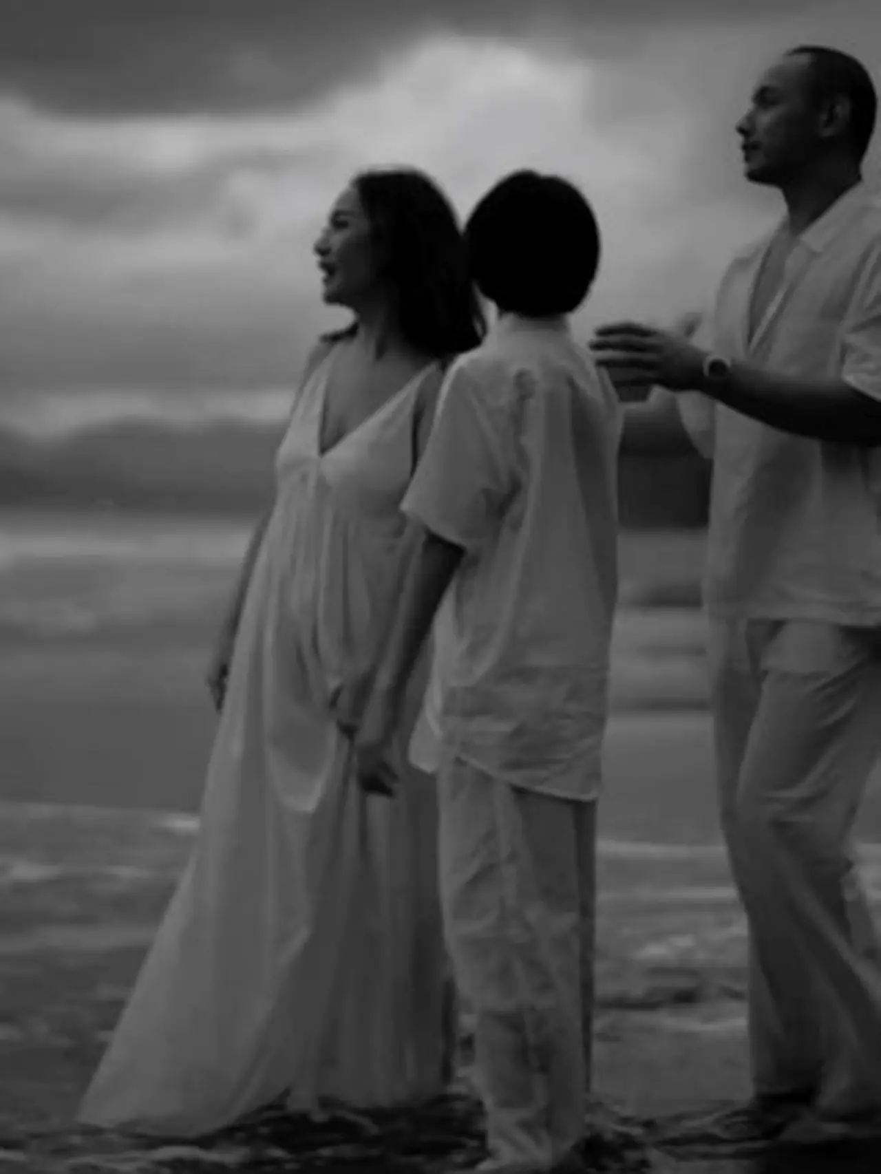 Bagi Pesan Haru di Hari Pernikahan, Ini 6 Potret BCl, Noah Sinclair dan Tiko Aryawardhana - Hot ...