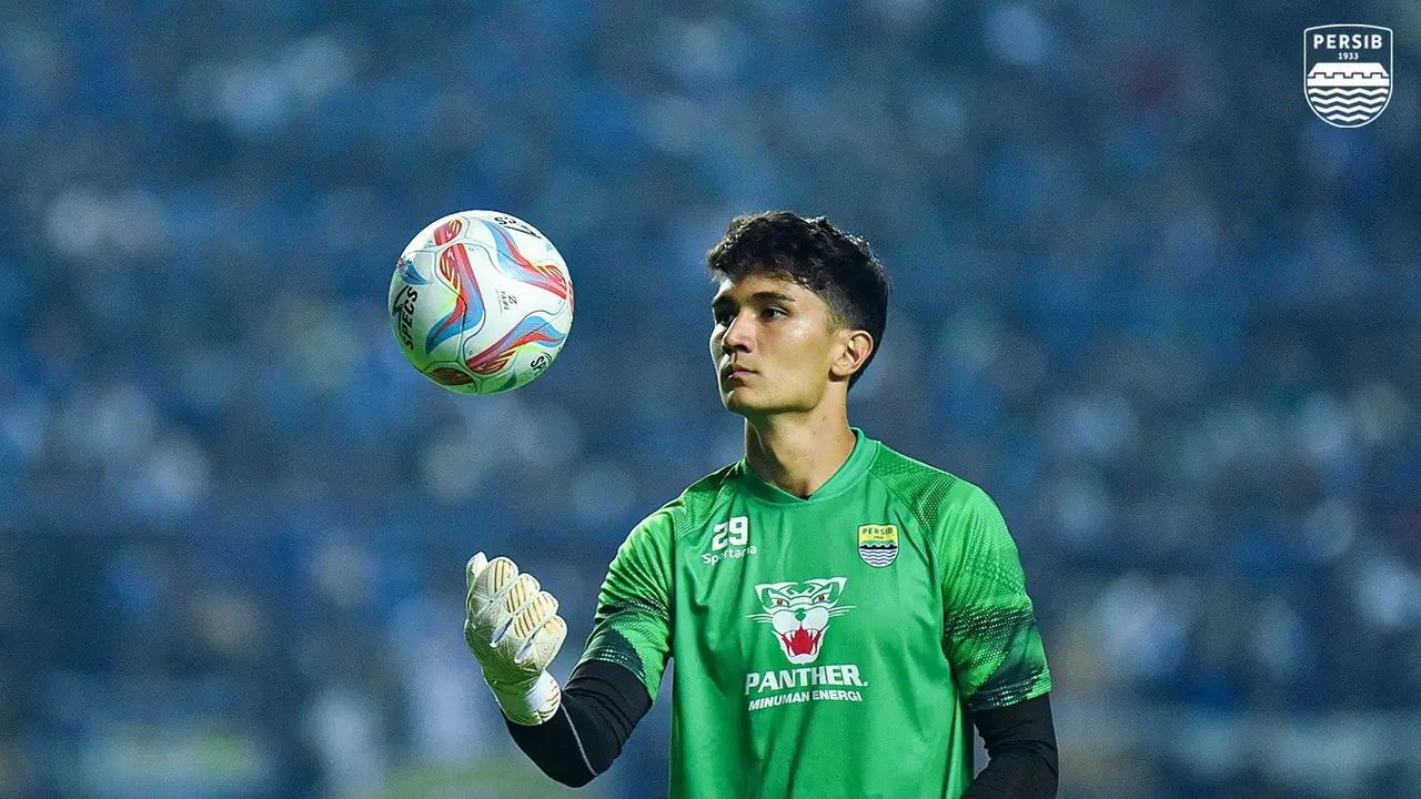 Persib Syukuran Kemenangan, Kiper Asal Filipina Ngakak Pertama Kali ...