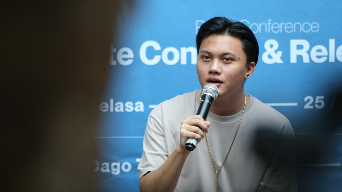 Lirik Lagu Cuek - Rizky Febian