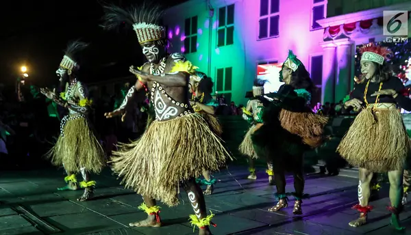 Kenali Perbedaan Shuttle, Travel, dan Bus Pariwisata dalam Layanan ...