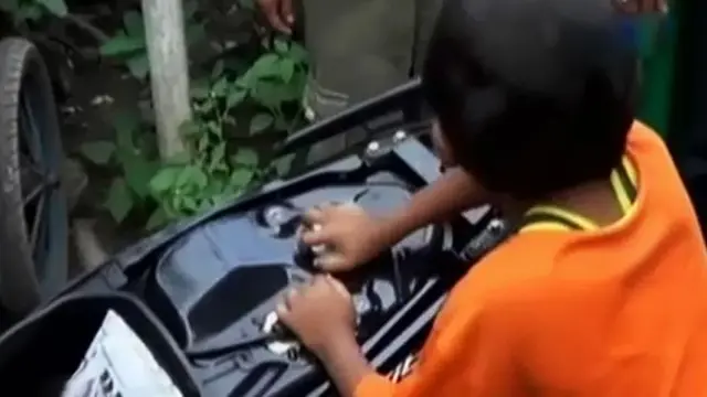 Bocah di Tegal Hobi Menghirup Bensin dan Merokok - News Liputan6.com