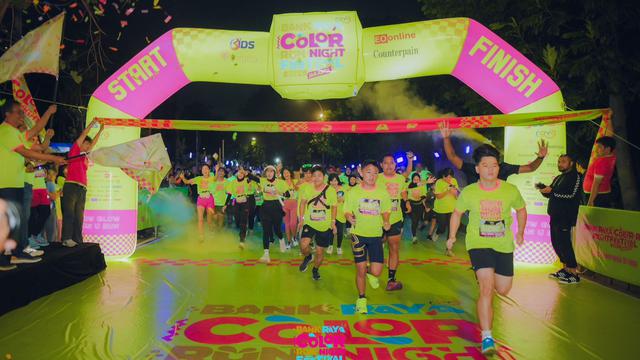Bank Raya Color Run Night Festival 2024, Ajang Lari Bertabur Warna di ...