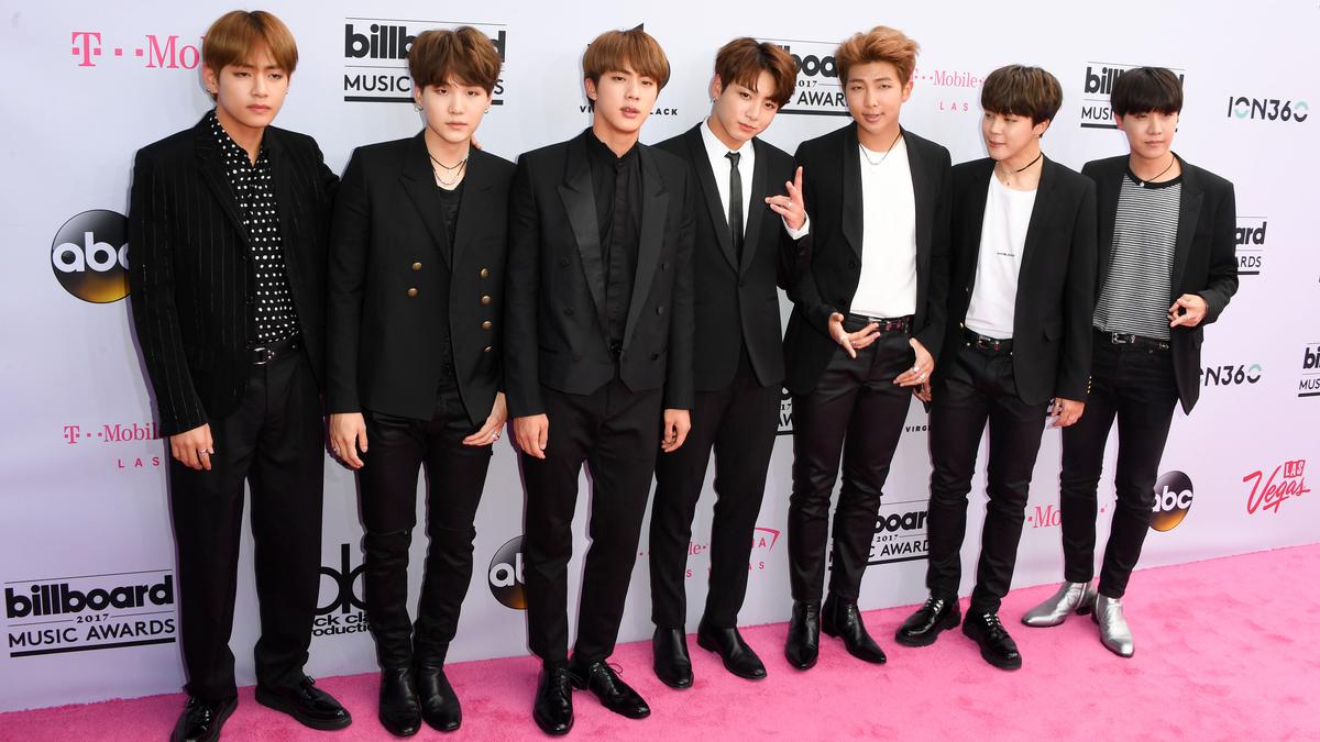 Keren, Ini 4 Pencapaian Membanggakan BTS - Entertainment Fimela.com