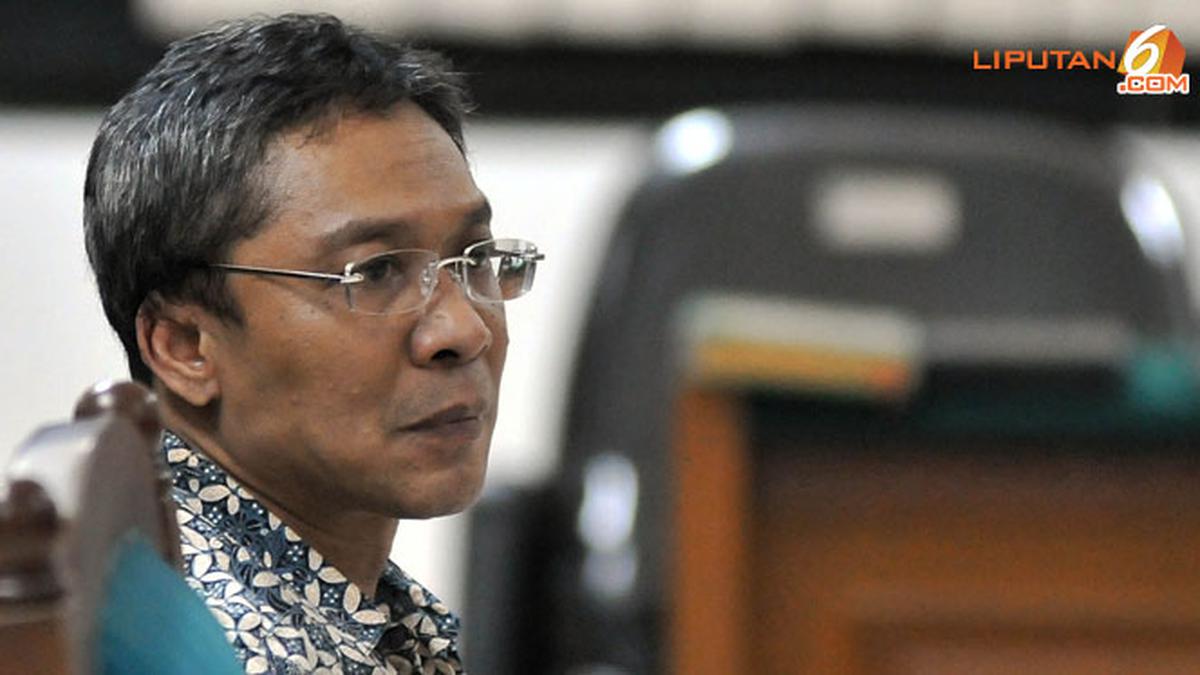 [VIDEO] Sidang Vonis Ahmad Fathanah Digelar Siang Ini - News Liputan6.com
