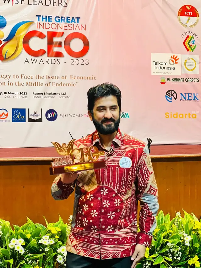 Selebgram dan Pengusaha Atta Ul Karim Raih Penghargaan, Anies Baswedan Ingatkan Tanggung Jawab ...