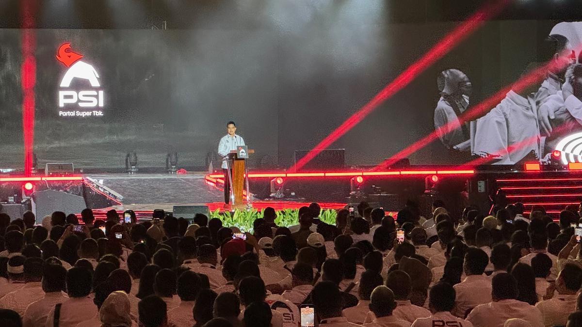 Di Depan Prabowo, Kaesang Dukung Penuh Program MBG dan Sekolah Rakyat - News Liputan6.com