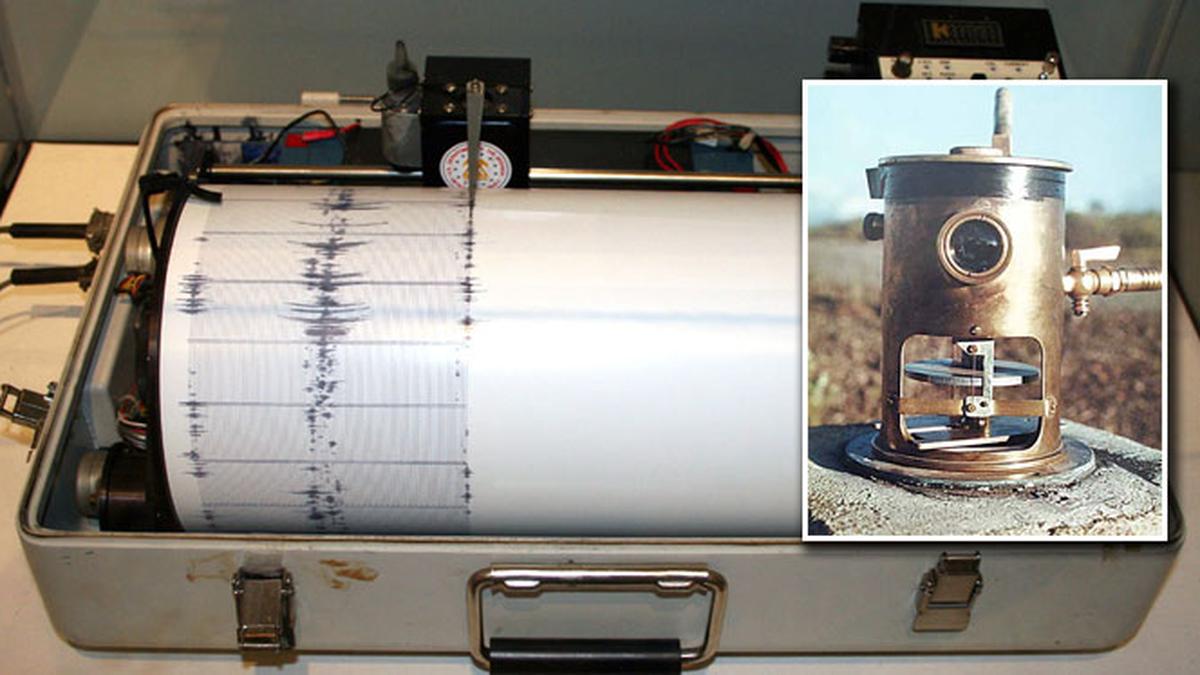 Mengenal Alat Pantau Gunung Berapi, Seismometer & Tiltmeter