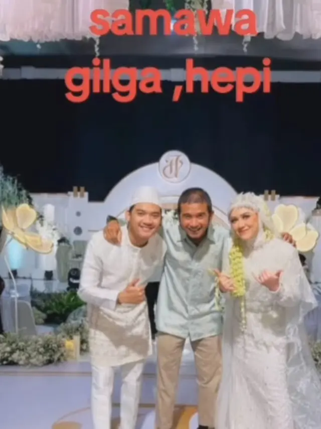 Tampilan Happy Asmara Saat Dinikahi Gilga Sahid, Anggun Berkerudung Putih - Lifestyle Liputan6.com