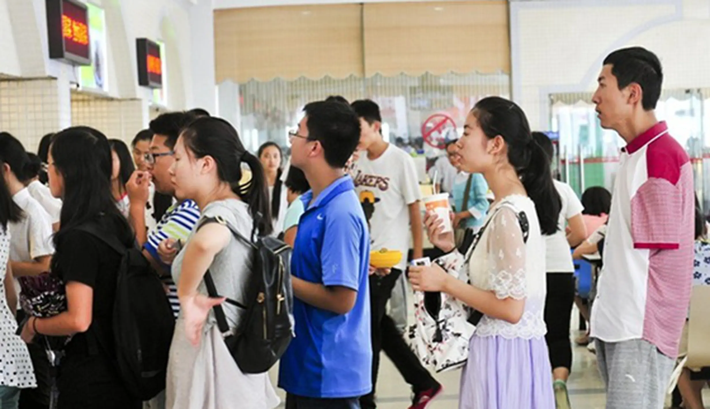 Potret Keseharian Chao Peng di Universitas Tempat Ia Belajar - Photo ...