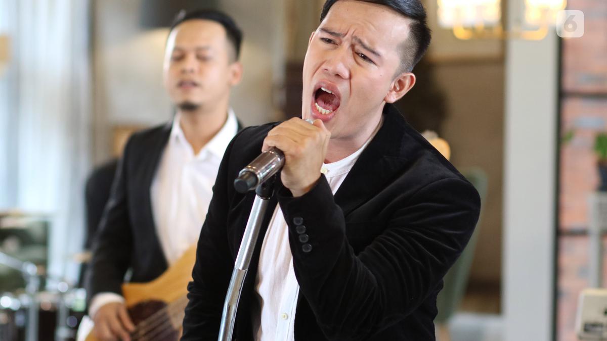 Band Repvblik Tetap Percaya Diri dengan Genre Pop Melayu - ShowBiz ...