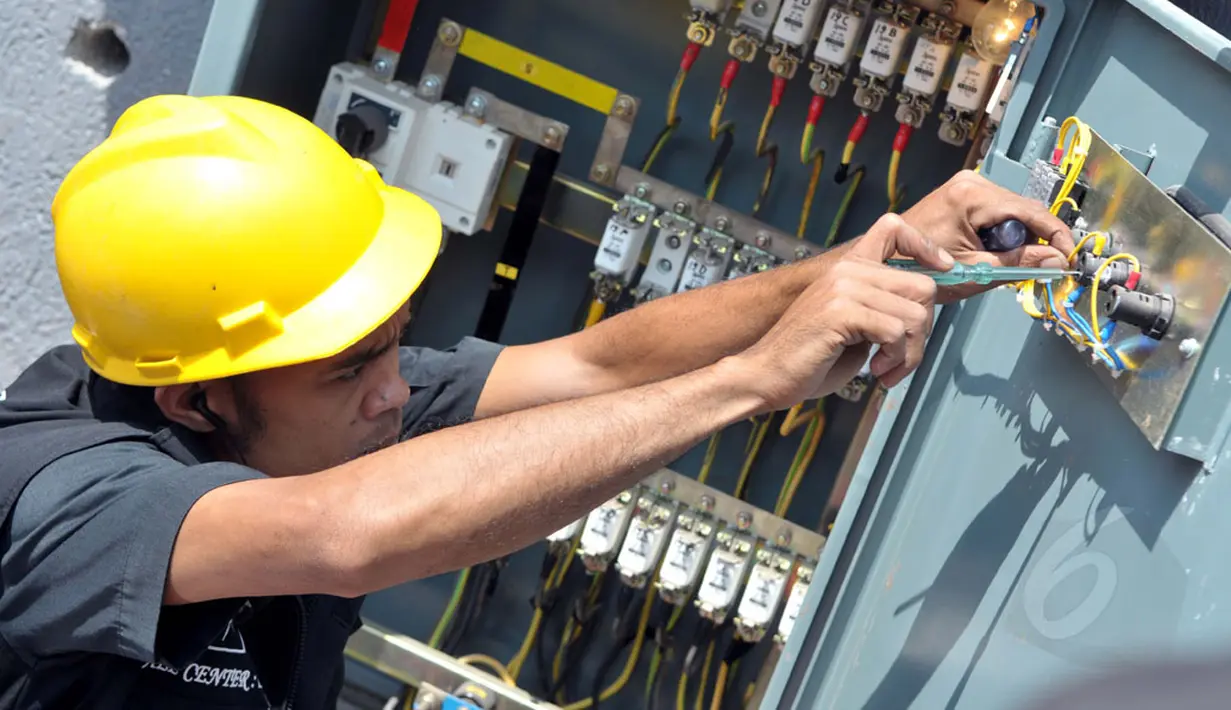 Tingkat Kebutuhan Naik, PLN Tambah Sambungan Baru - Foto Liputan6.com