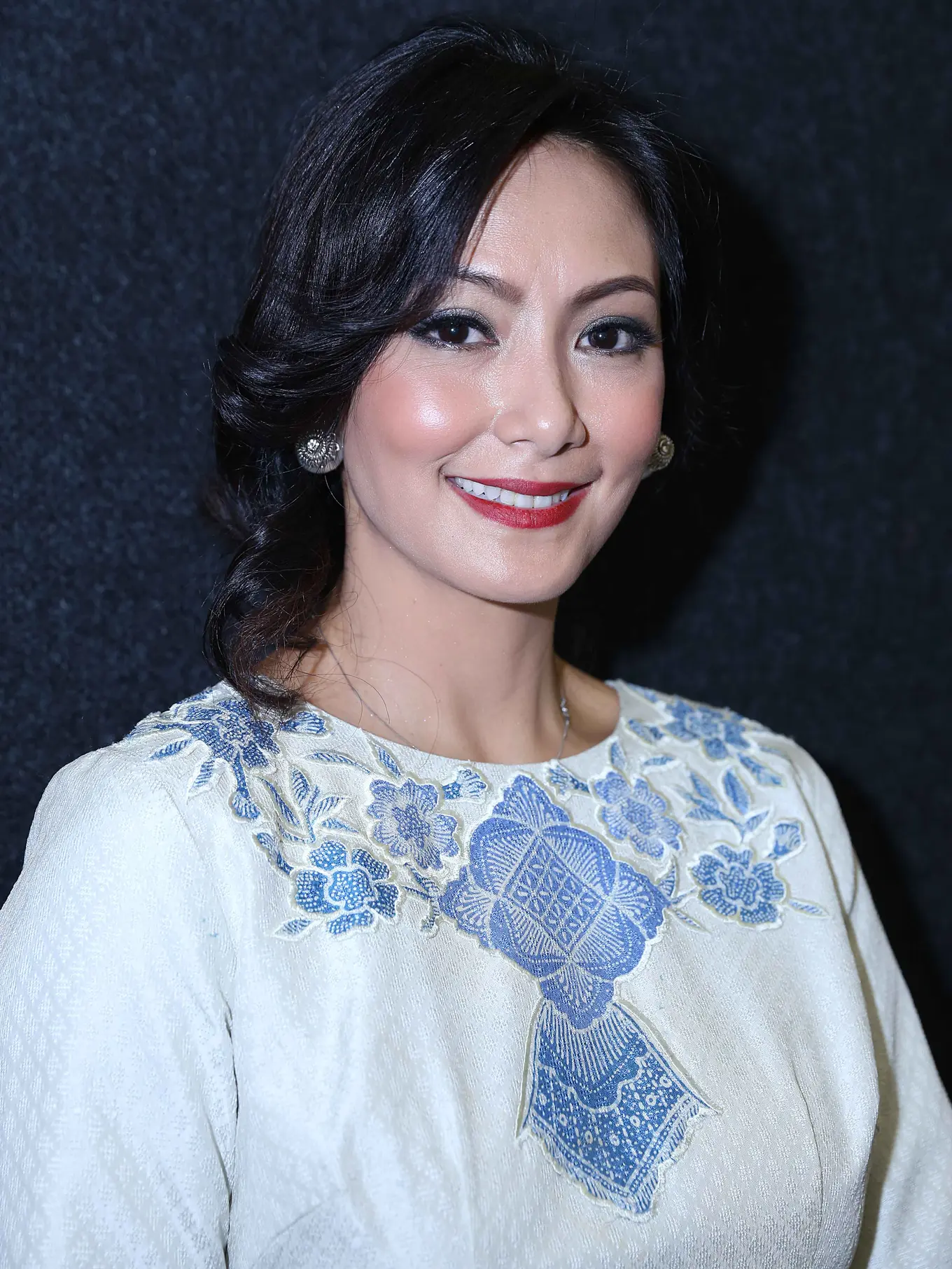 Susan Bachtiar Raih Penghargaan Iconic Women Inspiratif Indonesia