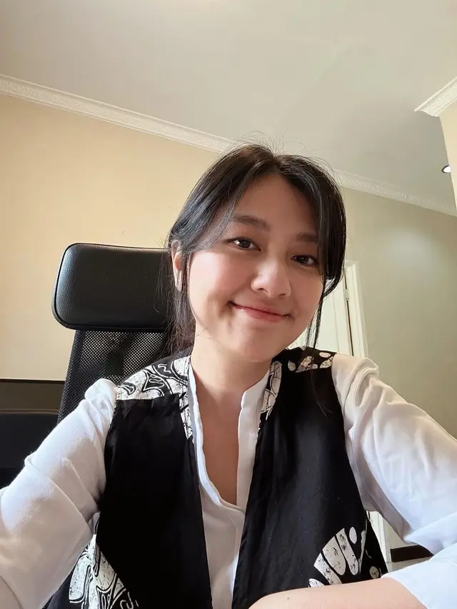 Fakta Abigail Limuria yang Sukses Influence Anak Muda Melek Politik - Lifestyle Fimela.com