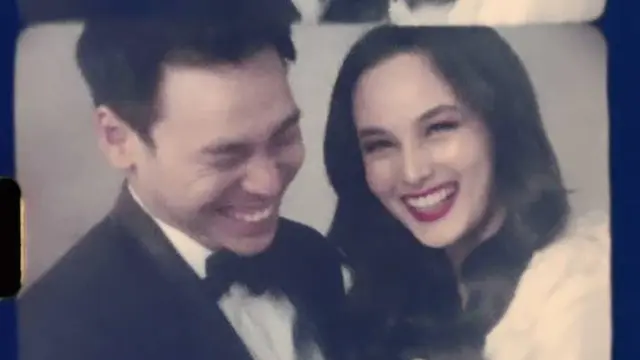 7 Potret Chelsea Islan dan Suami Rayakan Anniversary Pertama, Tampil ...