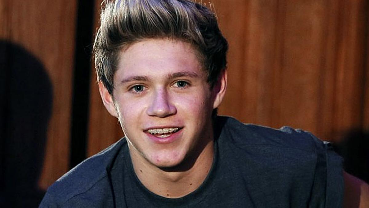Niall One Direction Akan Jalani Operasi Lutut? - ShowBiz Liputan6.com