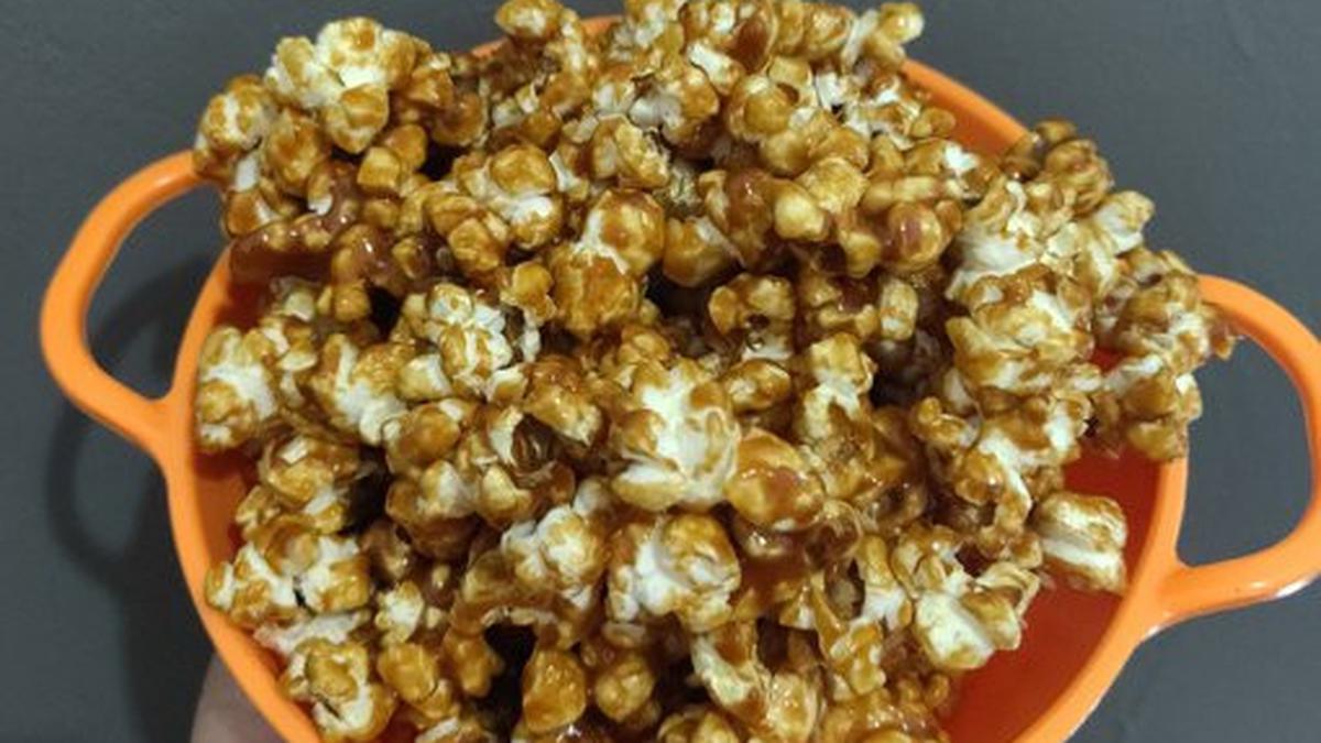 Resep Gampang Bikin Popcorn Caramel ala Bioskop - Lifestyle Liputan6.com