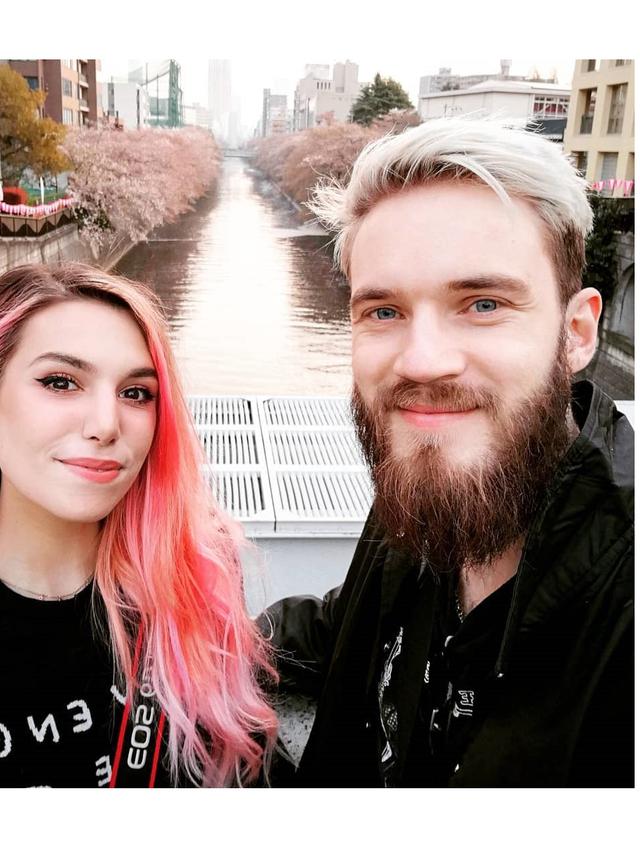 YouTuber PewDiePie Menikah, Ini 7 Momen dengan Istri Setelah 8 Tahun ...