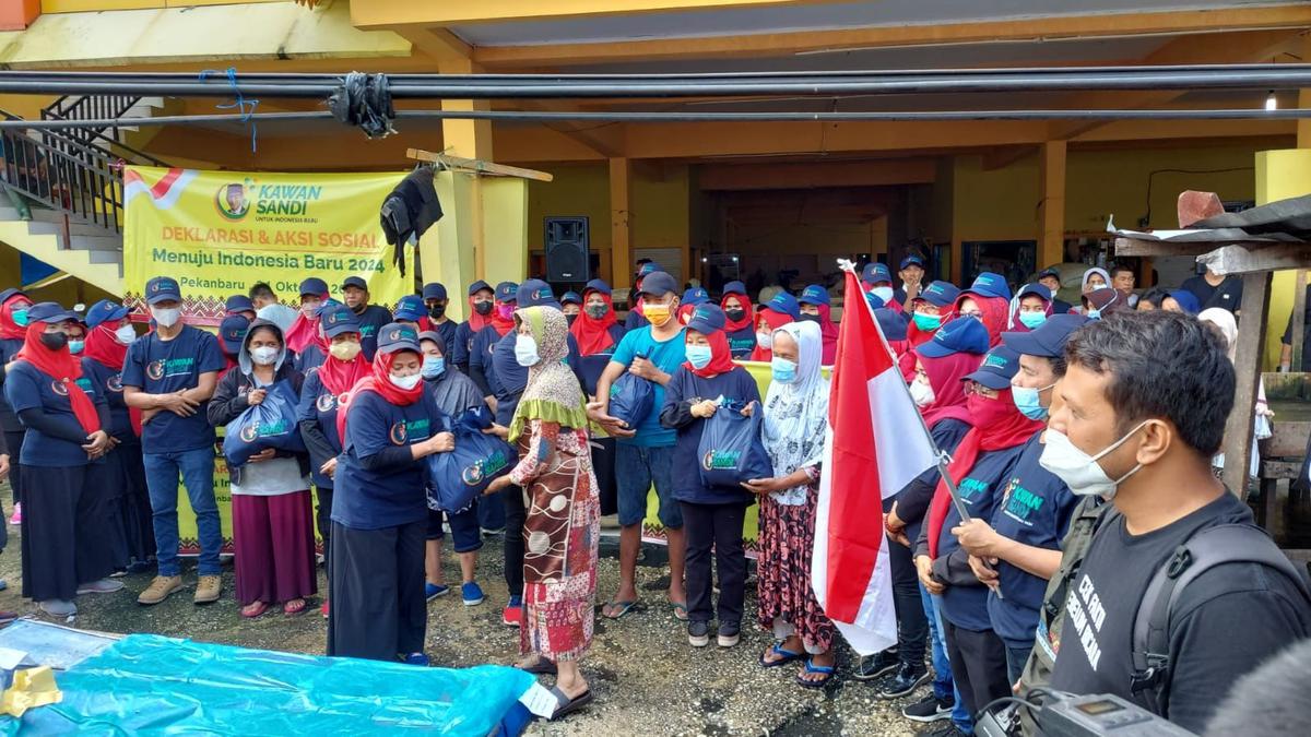 Emak-Emak di Pekanbaru Deklarasi Dukung Sandiaga Capres 2024 - Regional Liputan6.com