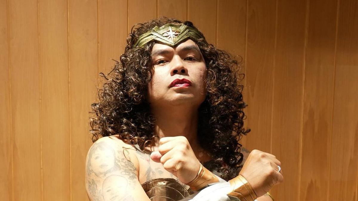 Potret Wendi Cagur jadi Bahan Lelucon Genk Prediksi, Pakai Kostum ...