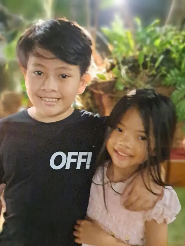 7 Potret Farah Quinn Rayakan Ultah Ayah, Pamer Kedekatan dengan Charles ...