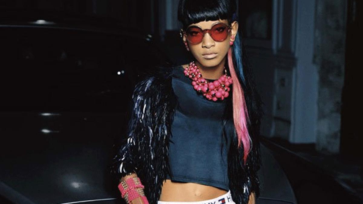 Willow Smith Tidur Seranjang dengan Ular - ShowBiz Liputan6.com