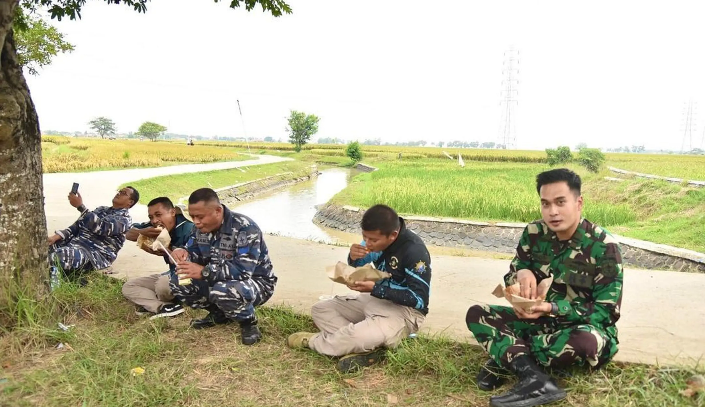 Potret Rendy Meidiyanto Mantan Aktor GGS Gagah Kenakan Seragam TNI, Ini ...