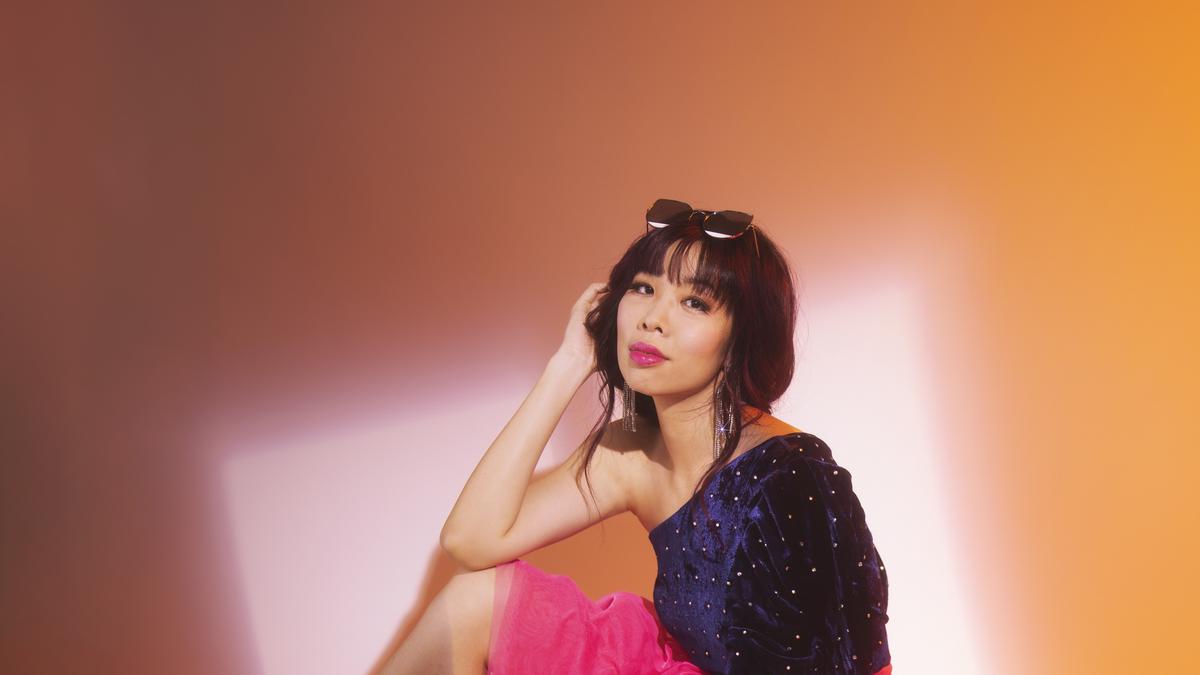 Penyanyi Singapura Sarah X Miracle Menyapa Indonesia dengan Single WYTK ...