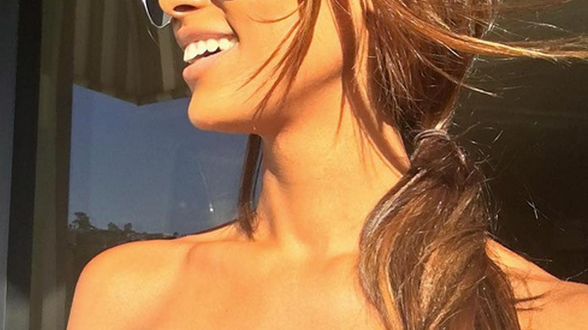 Satu Lagi Rahasia Cantik Model Victoria Secret, Skin Bleaching ...