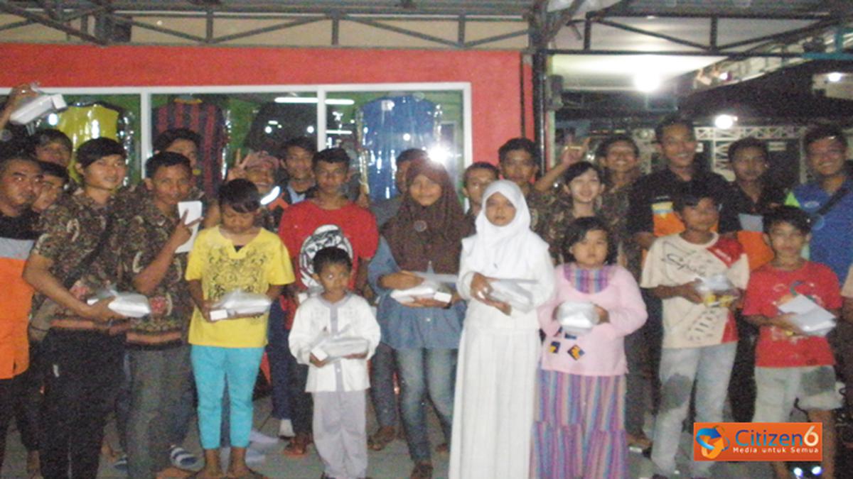 Cikarang Satria Club Berbagi dengan Anak Yatim - Citizen6 Liputan6.com