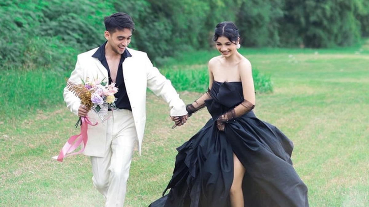 7 Gaya Pemotretan Ratu Sofya dan Vladimir Rama, Bak Prewedding - Hot ...