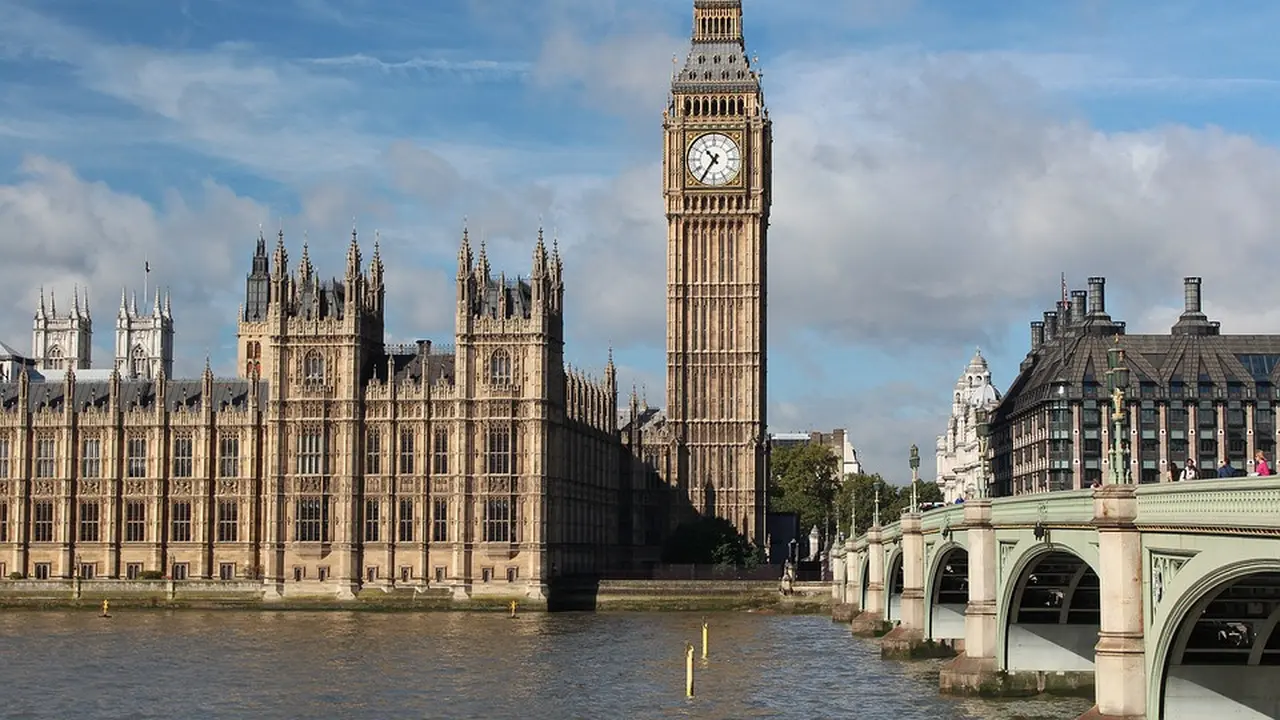 44 Negara Kerajaan atau Monarki yang Ada di Seluruh Dunia - Ragam Bola.com