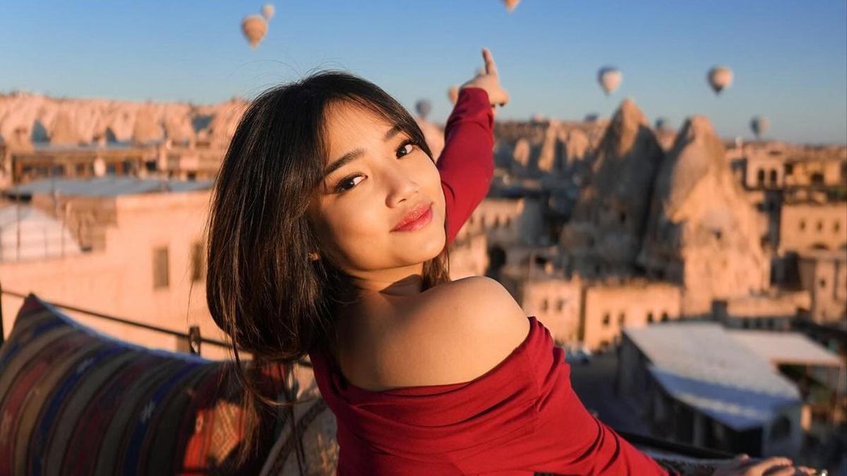 Fuji Beli Mobil Baru, Ibunda Spill Putrinya Sempat Bergelagat Mencurigakan