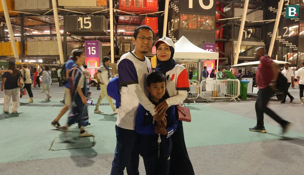 Foto: Hokinya Ulul Albab, Bocah Indonesia yang Jadi Player Escort ...