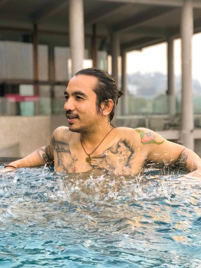 7 Potret Terbaru Komo Ricky 'Katakan Putus' yang Makin Macho - Hot ...