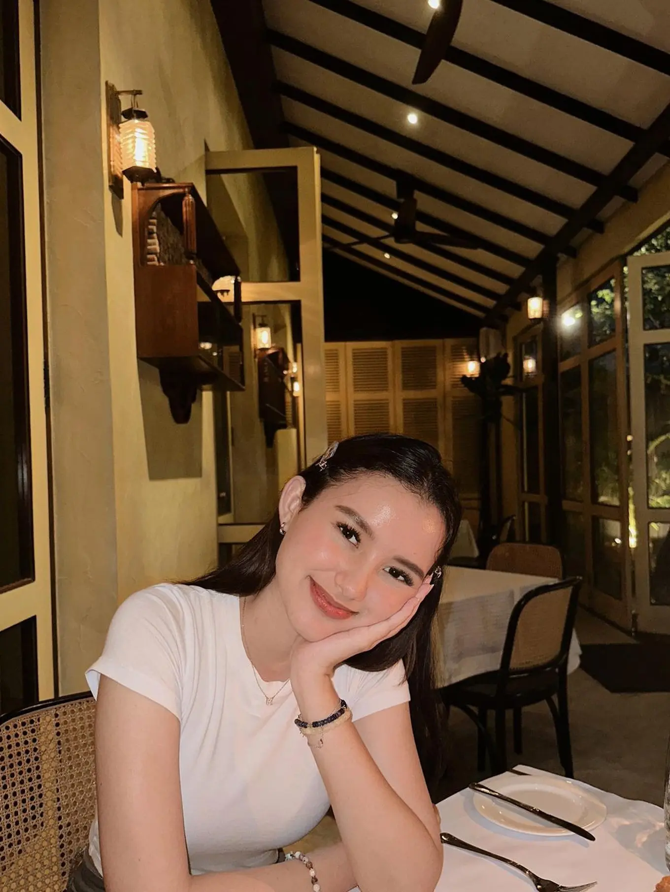 Sederet Potret Sarah Menzel, Gadis Cantik yang jadi Mantu Idaman Anang ...