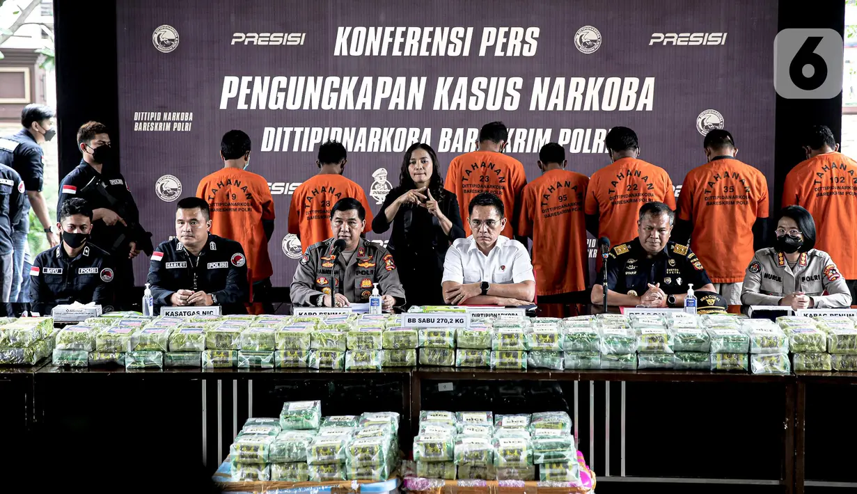 Polri Ungkap Kasus Penyelundupan Narkoba Asal Malaysia, 7 Tersangka Ditangkap - Foto Liputan6.com