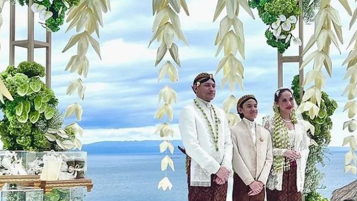 Potret Pernikahan Impian, BCL yang Cantik Jelita dengan Latar Belakang ...